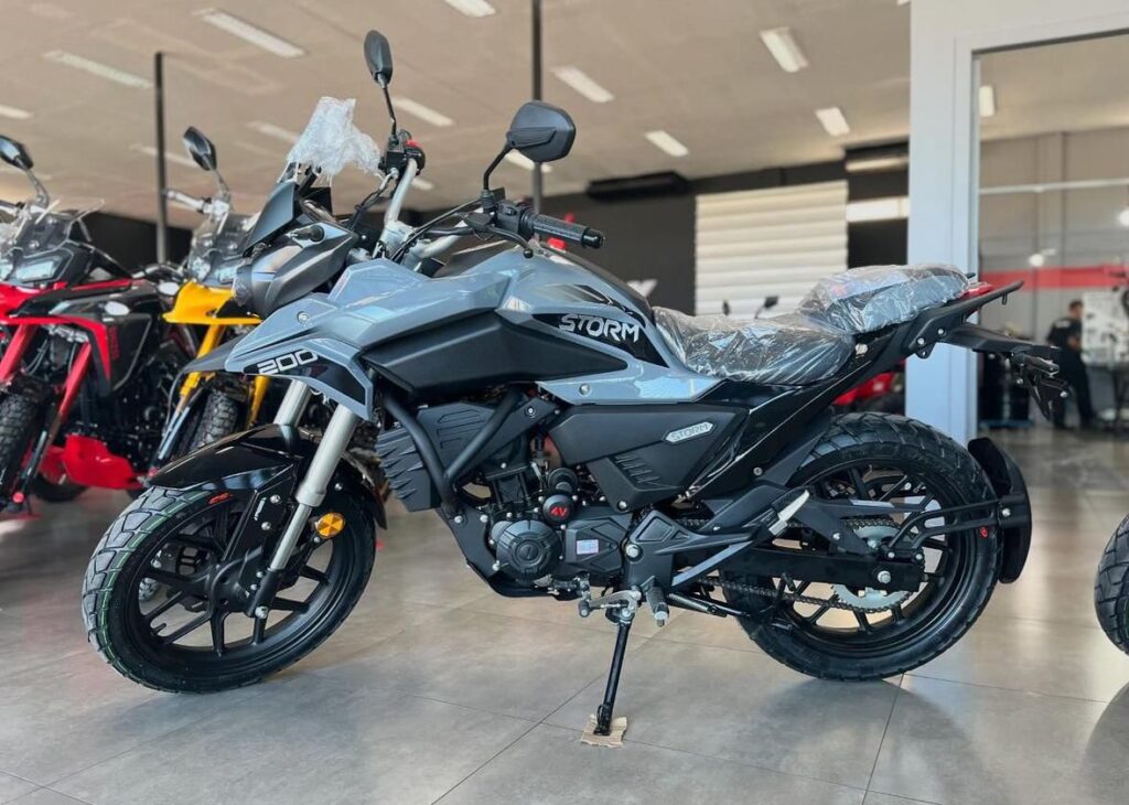 STORM 200 CC 2025 SHINERAY | Á PARTIR DE R$799,00 MENSAL - West Motos